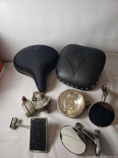 Vintage bike and car parts assortment | Maxsold