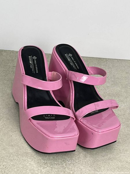 Call It Spring pink platform wedge sandals size 9 | Maxsold
