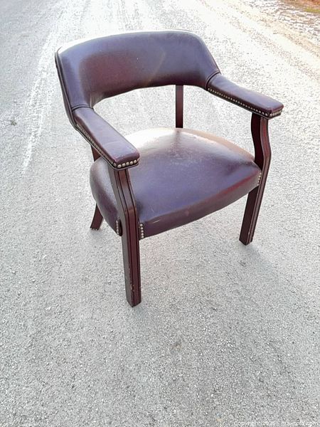 Mahogany Finish Captains Chair | Maxsold