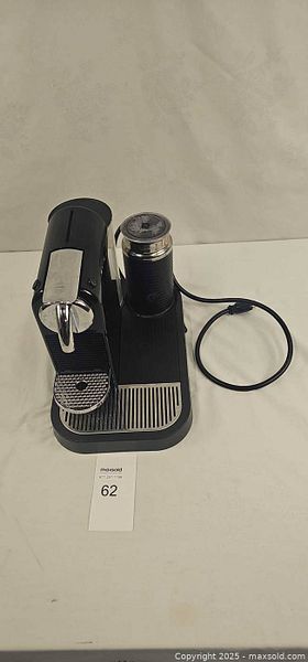 Nespresso D-120 espresso machine with extras | Maxsold