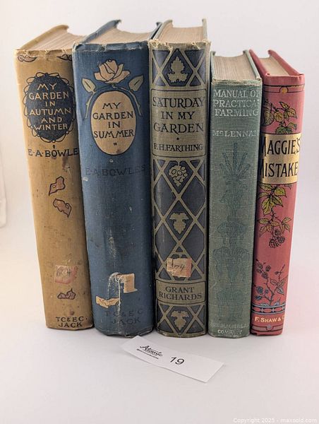 Antique Victorian & Edwardian Gardening Books 1894-1921 | Maxsold