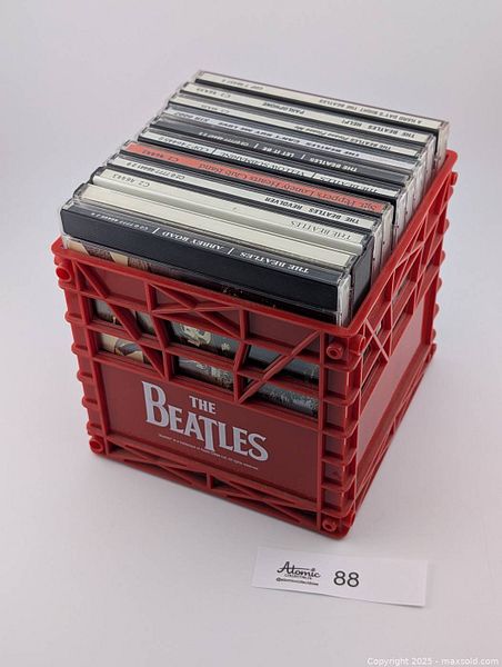 The Beatles CD album collection, 10 discs + crate | Maxsold