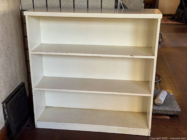 White Wood Panel Bookcase | Maxsold