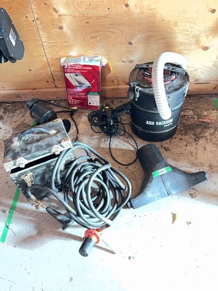Cleva ash vacuum, Dirt Devil handheld, gas regulator, electric motor ...