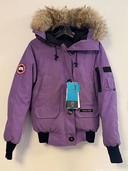 Purple Canada Goose women’s small down bomber jacket with coyote fur ...