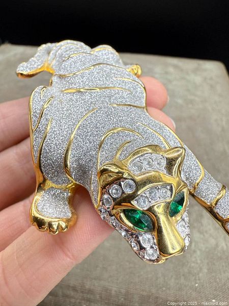 Ciro rhinestone panther brooch | Maxsold