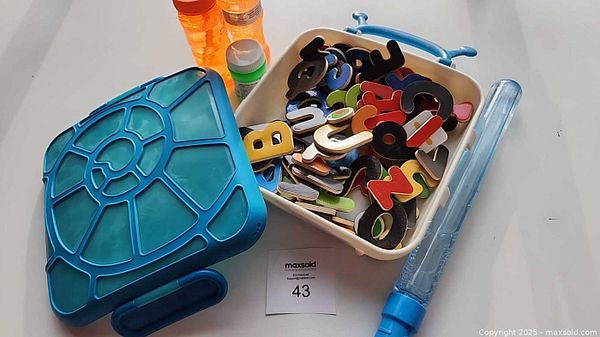 Alphabet magnets, Boon lunchbox, bubble toys | Maxsold