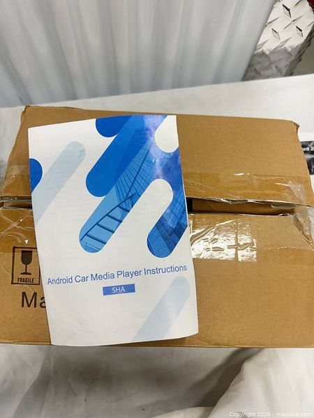 Android car media player head unit | Maxsold