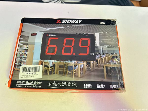 SNDWAY LED Sound Level Meter | Maxsold