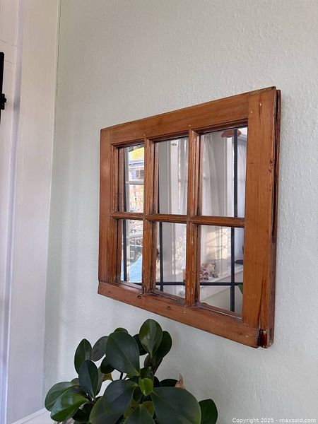 6-pane window-style wall mirror 18" x 20" | Maxsold