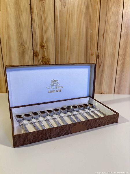 La S. Marco silver-plate tea spoon set in case | Maxsold