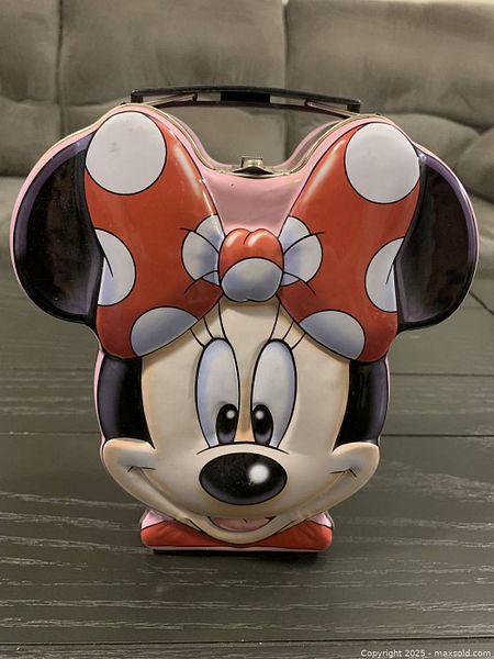 Minnie Mouse head-shaped tin lunchbox | Maxsold
