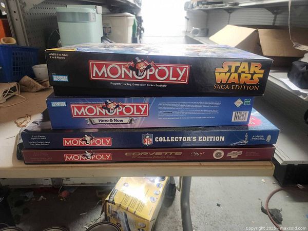 Monopoly board games, 3 editions | Maxsold