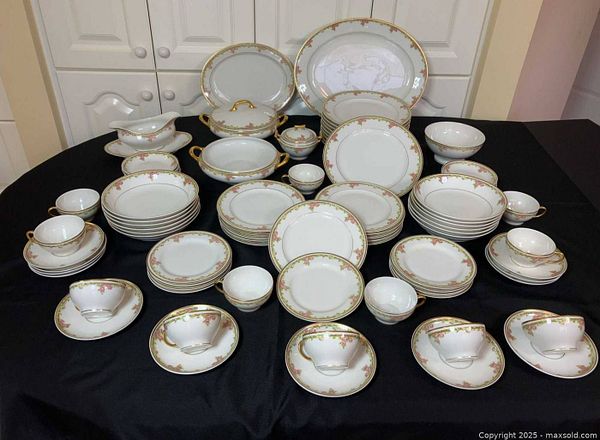 Vintage Limoges Elite 57-Piece Porcelain Dinnerware | Maxsold