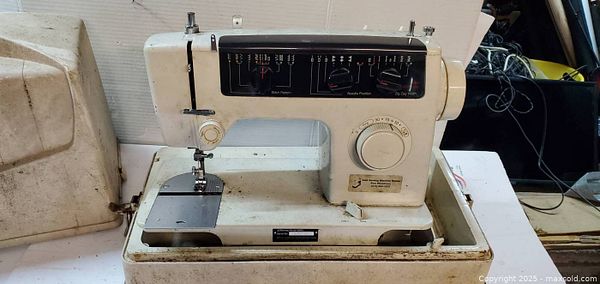 JCPenney 6601 electric sewing machine with hard case | Maxsold