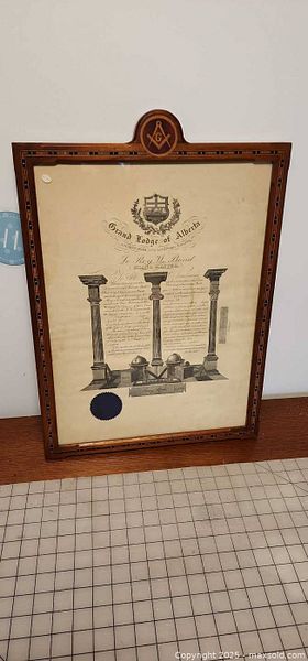 Antique Masonic picture frame with certificate | Maxsold