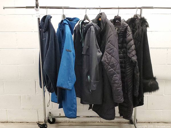 Women’s winter outerwear assorted jackets | Maxsold