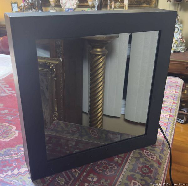 Can You Imagine Infinity Box Mirror | Maxsold