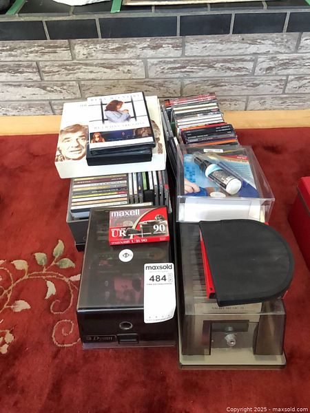 Audio CD collection with carriers and cases | Maxsold