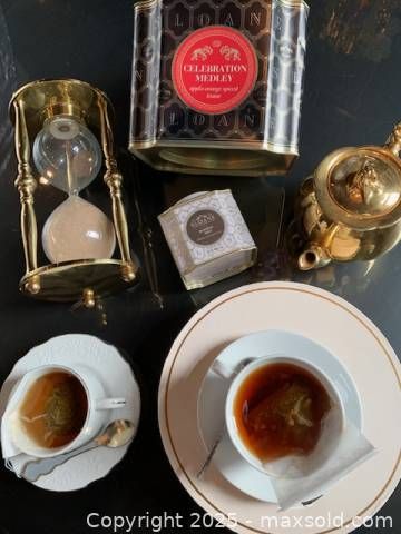 $100 Gift Certificate for The Vanitea Room | Maxsold