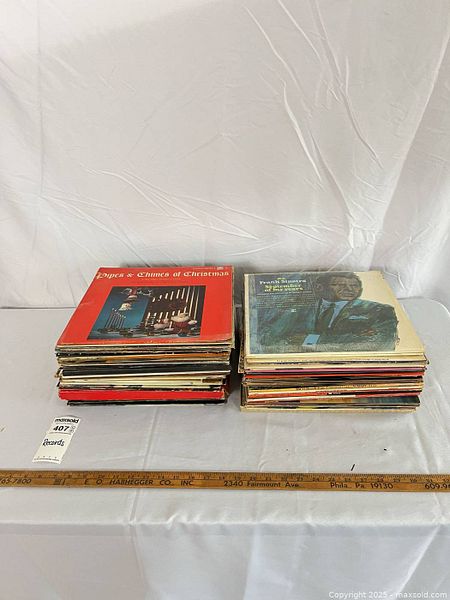 Approx. 25 vintage 12" LP vinyl records 1950s–1970s | Maxsold