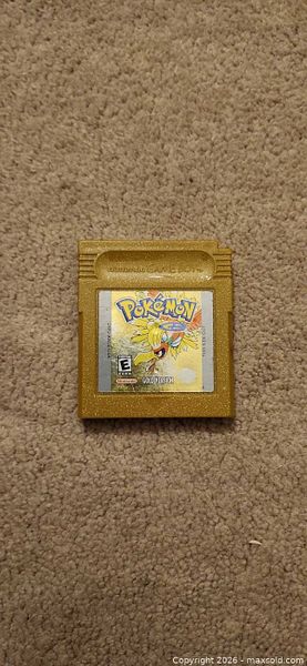 Pokémon Gold Version Game Boy Color Cartridge | Maxsold
