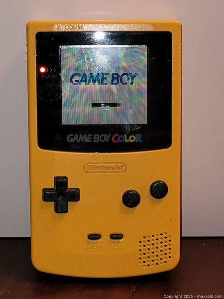 Nintendo Game Boy Color handheld console | Maxsold