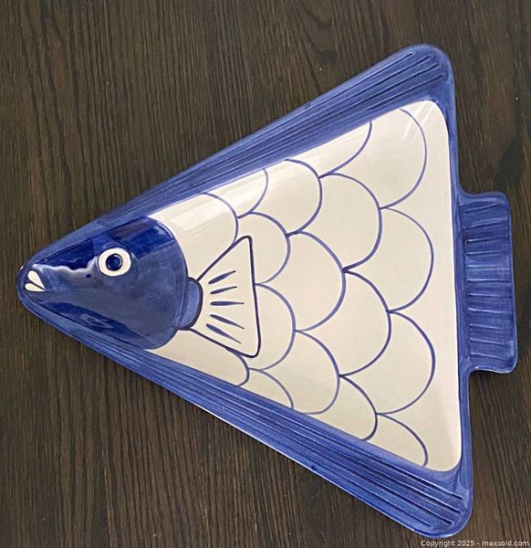 Zanolli Italian ceramic fish platter 16x16 | Maxsold