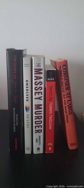 Lot of 5 True Crime & Forensic Books | Maxsold