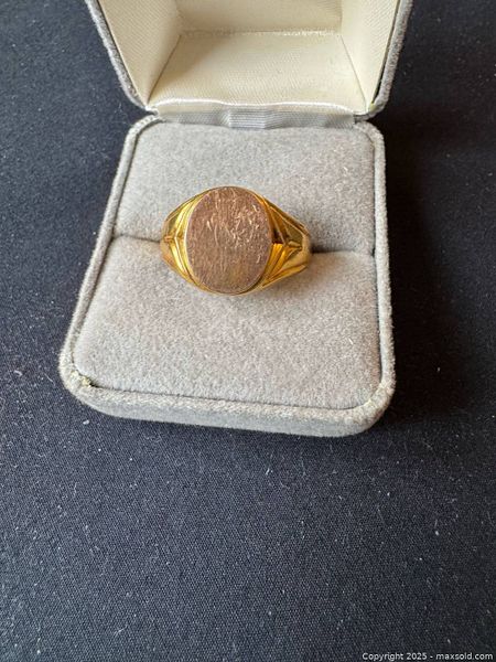 10k gold signet ring size 11 | Maxsold