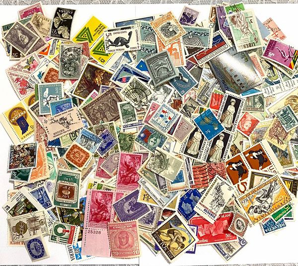 US and international postage stamps assortment | Maxsold