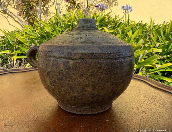 Vintage stoneware narrow-mouth pitcher | Maxsold