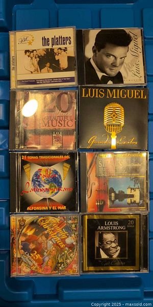 Lot of 8 Audio CDs assorted artists | Maxsold