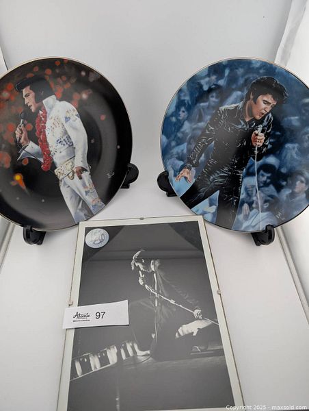1991 Elvis Presley collector plates, 1959 reprint photo, plate stands ...