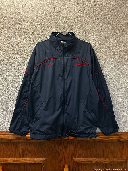 Nike Storm-FIT University of Arizona jacket L | Maxsold