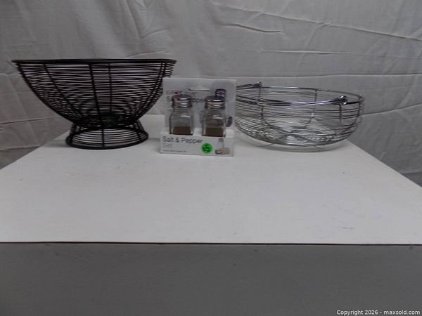 Wire Fruit Baskets & Salt Pepper Set | Maxsold