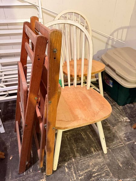 Wooden Spindle-back & Folding Chairs | Maxsold