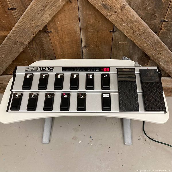 Behringer FCB1010 MIDI Foot Controller | Maxsold
