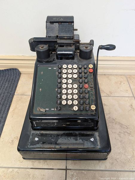 Burroughs mechanical adding machine | Maxsold