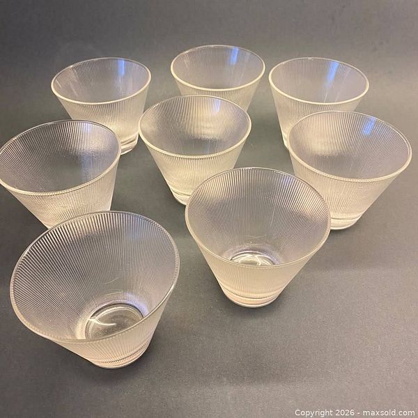 Set of 8 ribbed conical lowball glasses | Maxsold