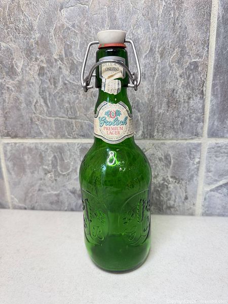 Grolsch 16 fl oz green glass swing-top bottle | Maxsold