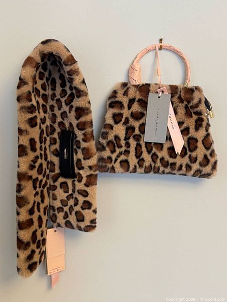 NWT Alessia Massimo Leopard Faux Fur Handbag & Scarf | Maxsold