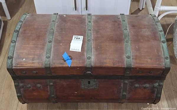 Brass bound cedar Jenny Lind trunk | Maxsold