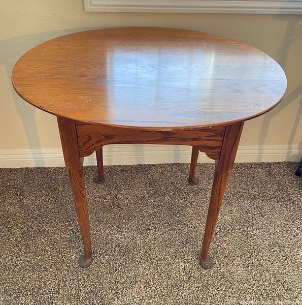 Vintage Oval Queen Anne Style Tea Table | Maxsold