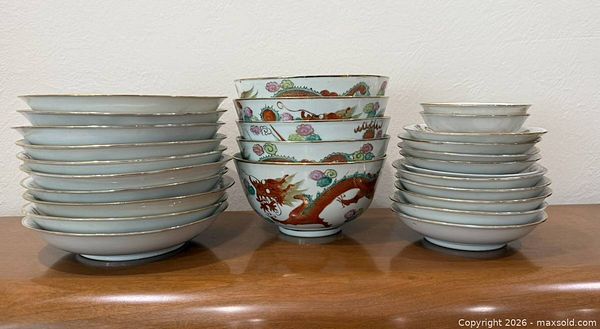 Antique Chinese Dragon & Phoenix Dinnerware | Maxsold