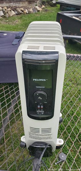 Pelonis HO-15TC 1500W oil-filled radiator heater | Maxsold