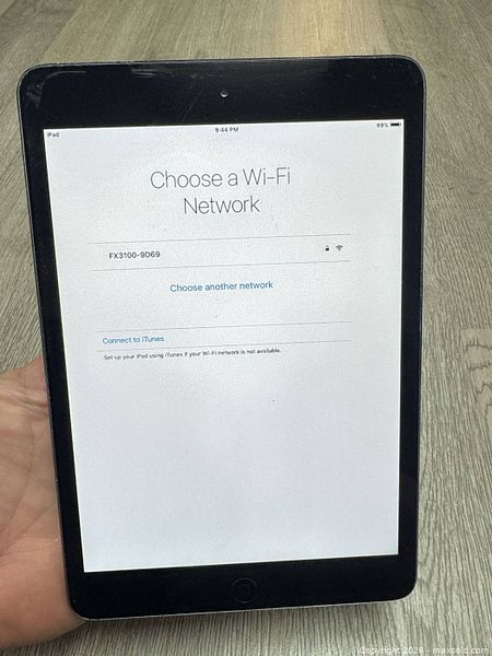 Apple iPad mini A1432 Wi-Fi Tablet | Maxsold