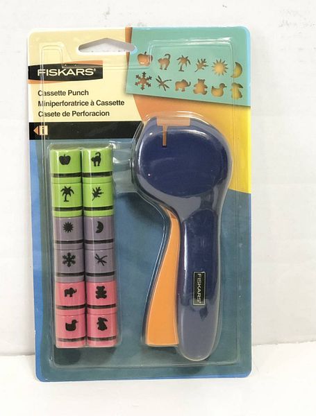 Fiskars Teeny Tiny Cassette Punch Set | Maxsold