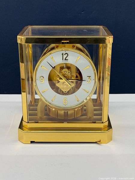Vintage Jaeger LeCoultre Atmos Clock model 528-8 | Maxsold