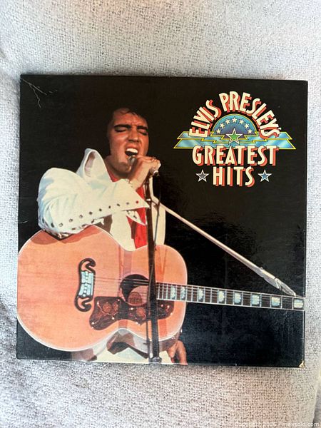 Elvis Presley vinyl box set, 9 LP records | Maxsold